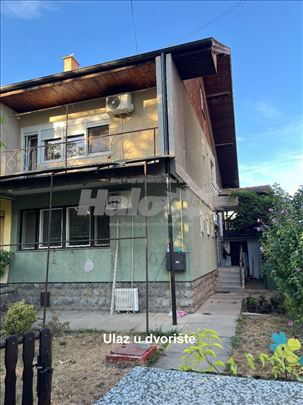 Na prodaju prostrana kuća u Zrenjaninu
