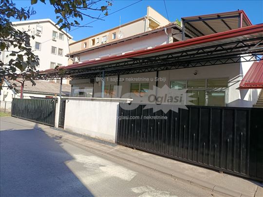 Poslovna zgrada Altina-uknjiženo