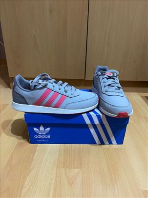 Original Adidas koriscene 1