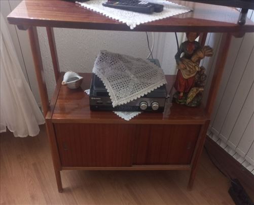 Tv komoda