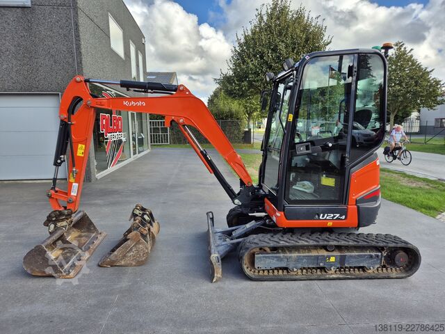 Mini bager
kubota u27-4