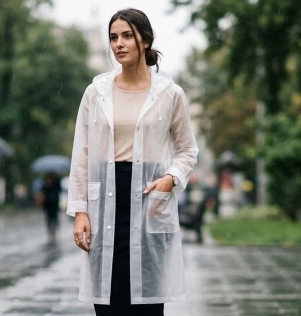 Prozirna ženska kabanica sa kapuljačom - Materijal: lagan