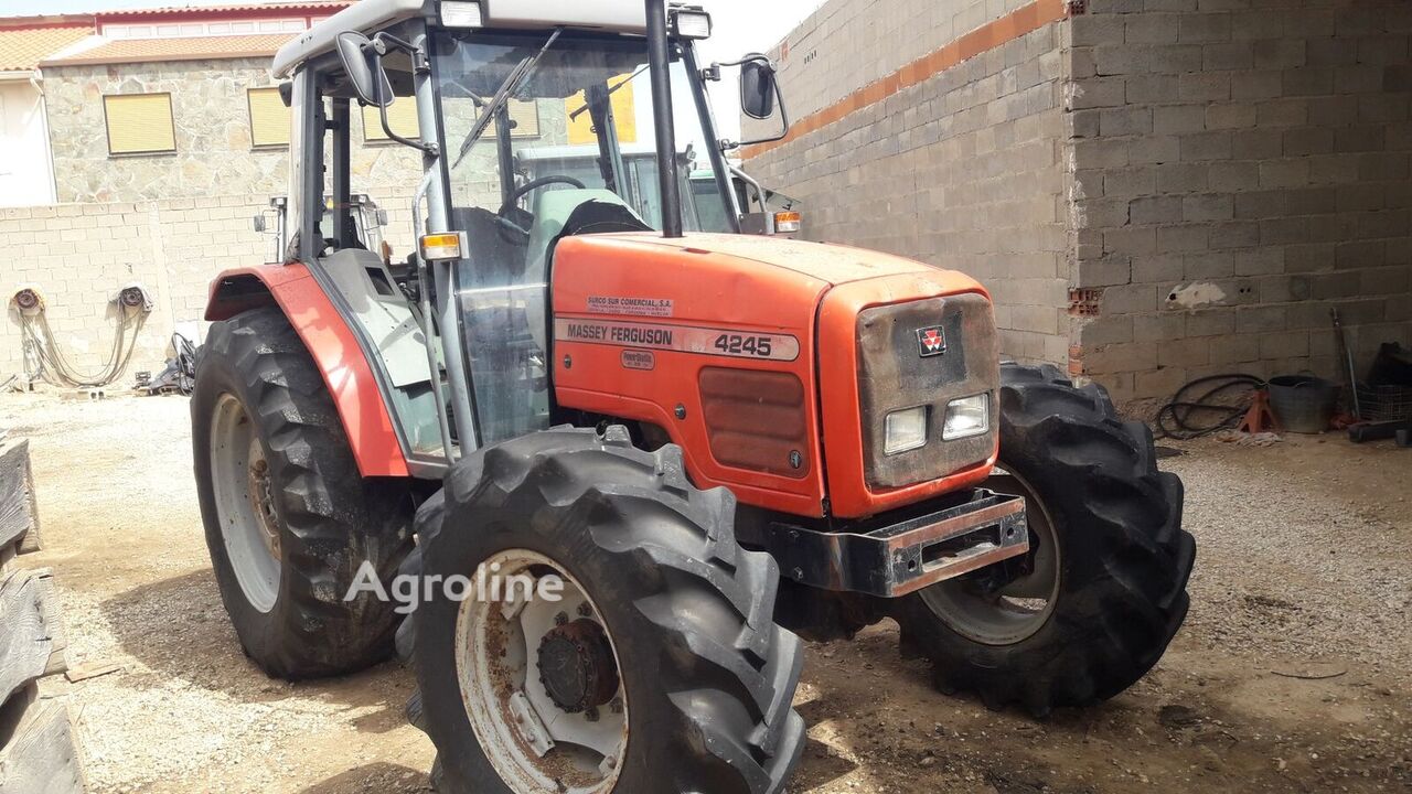 Massey Ferguson 4245 traktor točkaš