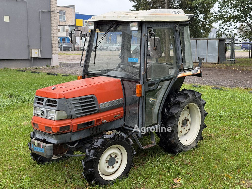 Kubota GL268D mini traktor