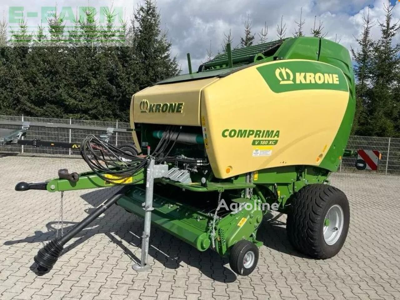 Krone comprima v 180 xc balirka za četvrtaste bale