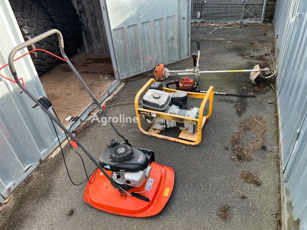 Prodaje se Stihl FS 480 trimer za travu na aukciji