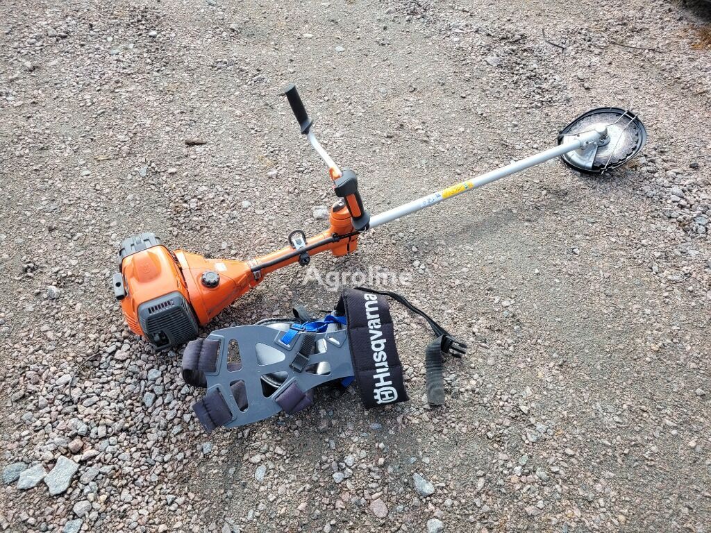 Prodaje se Husqvarna 545FX trimer za travu na aukciji