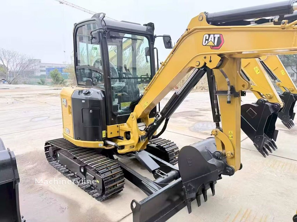 Novi Caterpillar 303 mini bager