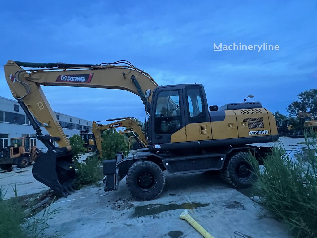 Novi XCMG XE210WD bager točkaš