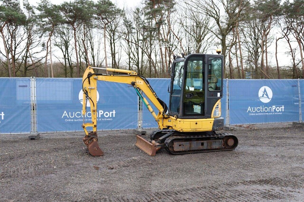 Prodaje se Komatsu PC26MR-3 mini bager na aukciji