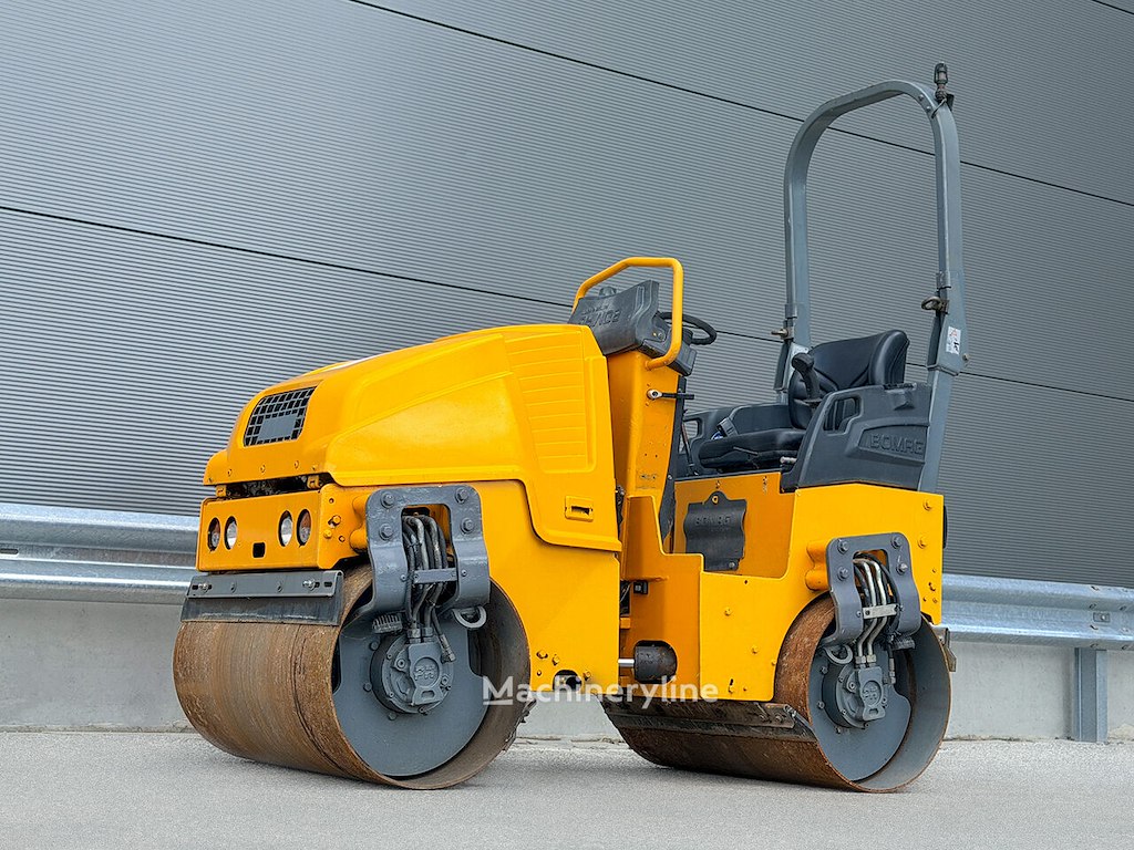 BOMAG BW 100 ADM-5 valjak za asfalt