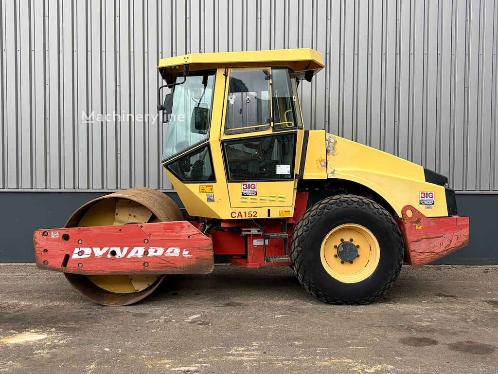 Dynapac CA152D kompaktor s jednim valjkom