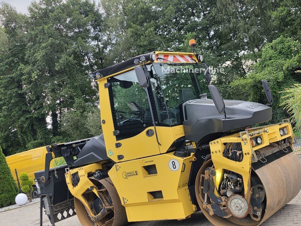 BOMAG BW154 valjak za asfalt