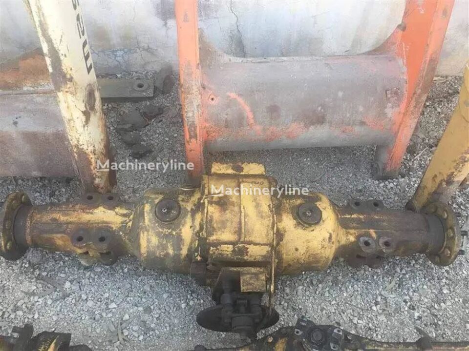 AXA Buldoexcavator Caterpillar – Piesă Utilaj Second Hand osovina za Buldoexcavator Caterpillar – Piesă Utilaj Second Hand građevinske mašine