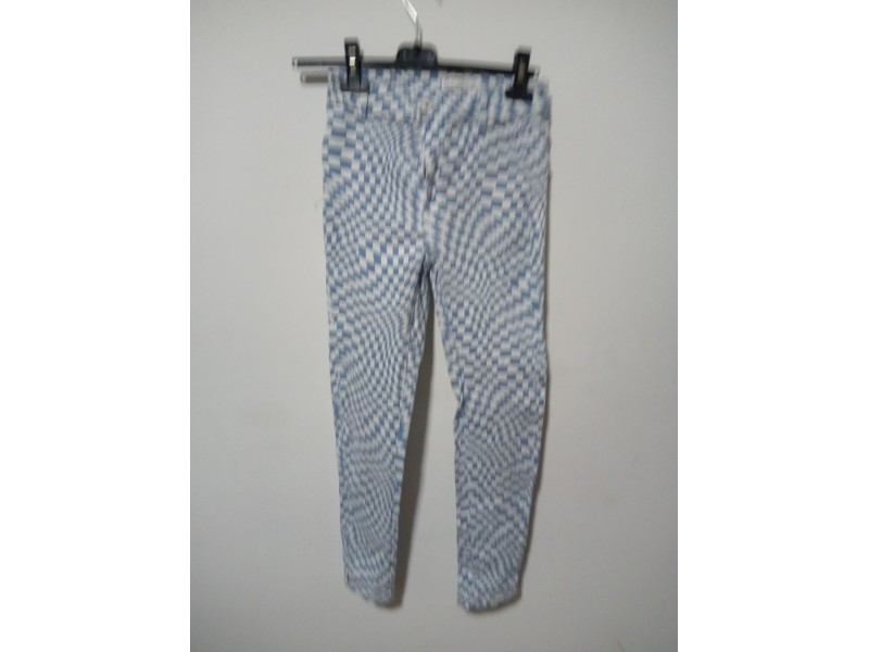 BERSHKA-RASTEGLJIVE 32-34 kupite 5-platite 4