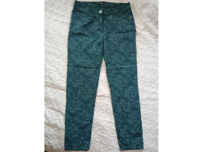Oltre italijanske prelepe zelene pantalone, 42