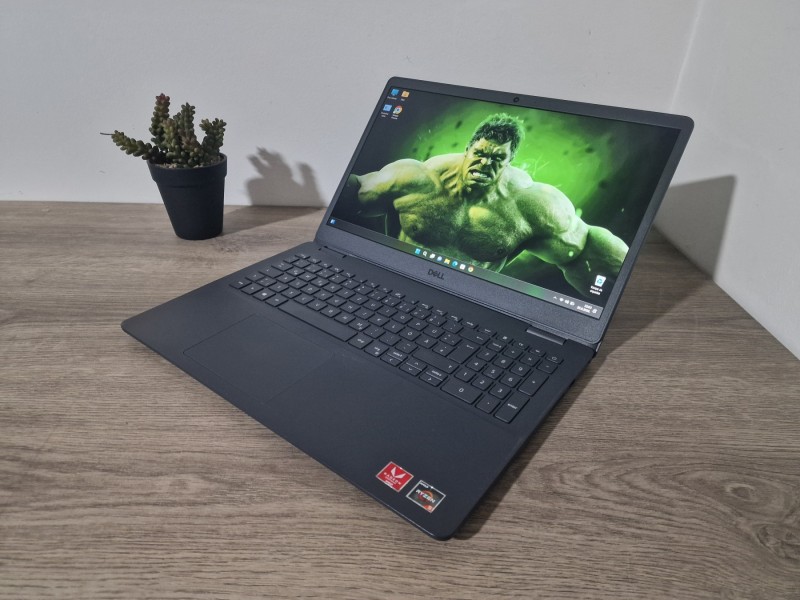 DELL Inspirion - Ryzen 5 3450u - 8GB - 256GB -AMD Radeo