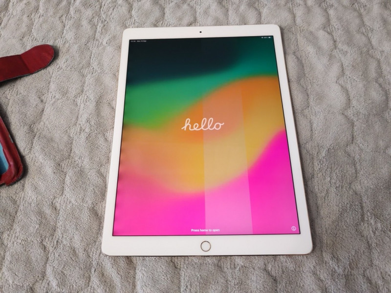 Tablet 12,9 inca APPLE iPAD Pro A1670 Citaj Opis