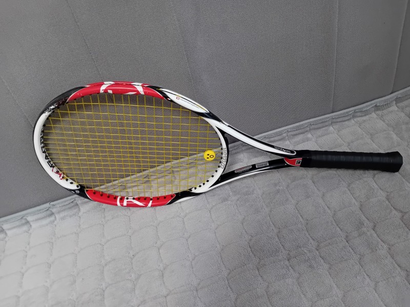 reket za tenis Wilson K Factor Six One 102sq,in 249g