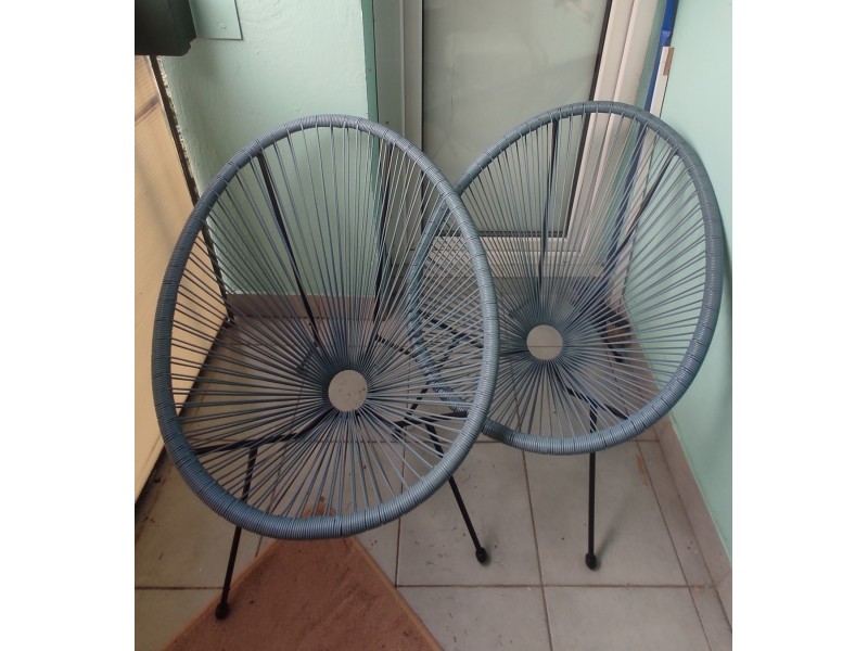 Dve Acapulco stolice - nove