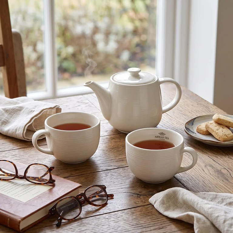 ČAJNI SET ČAJANKA ZA DVOJE AHMAD TEA XL BELI