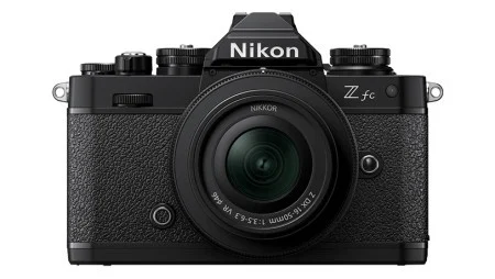 Nikon fotoaparat Zfc crni + 16-50 f/3.5-6.3 VR