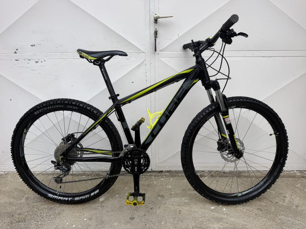 Cube Attention Deore 3x10 RockShox 41cm (S Hidraul