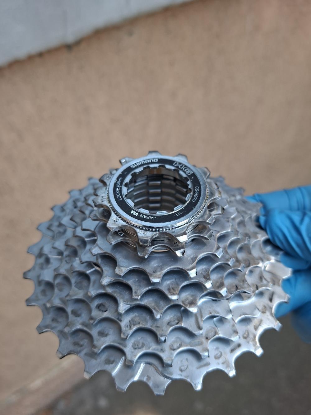 Kaseta 8 faz Shimano CS HG70 11-28 odlicna