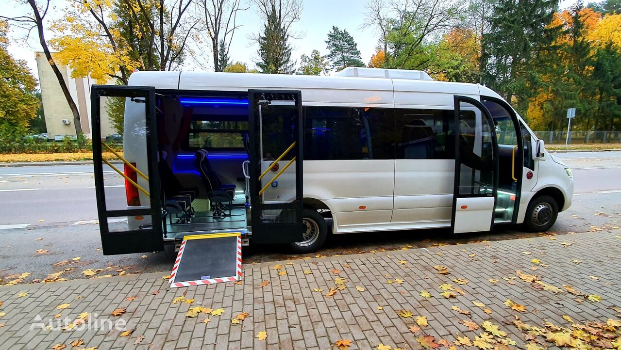 Novi Mercedes-Benz Sprinter 519 automat gradski minibus