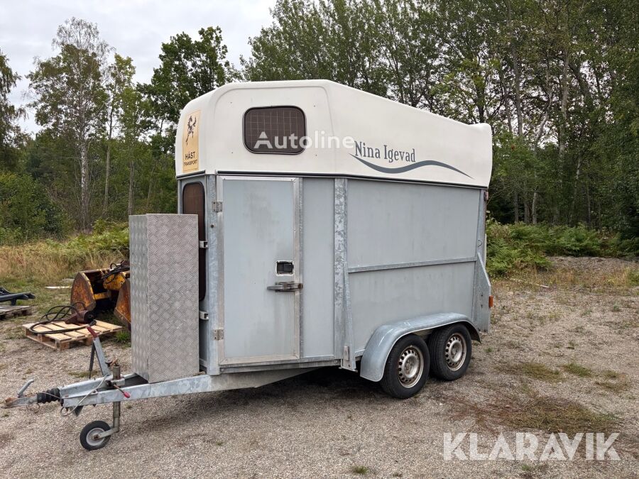 Prodaje se Star Trailer Safir prikolicu za prevoz konja na aukciji