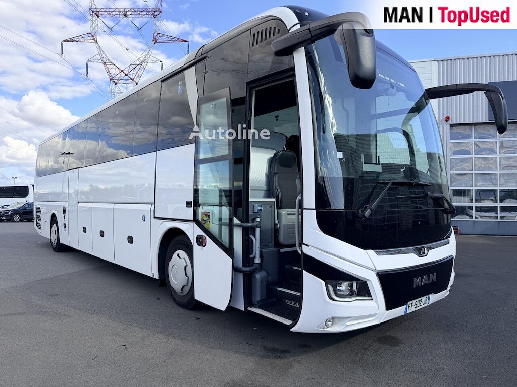 MAN R10 lift 49 pax+1+1 turistički autobus