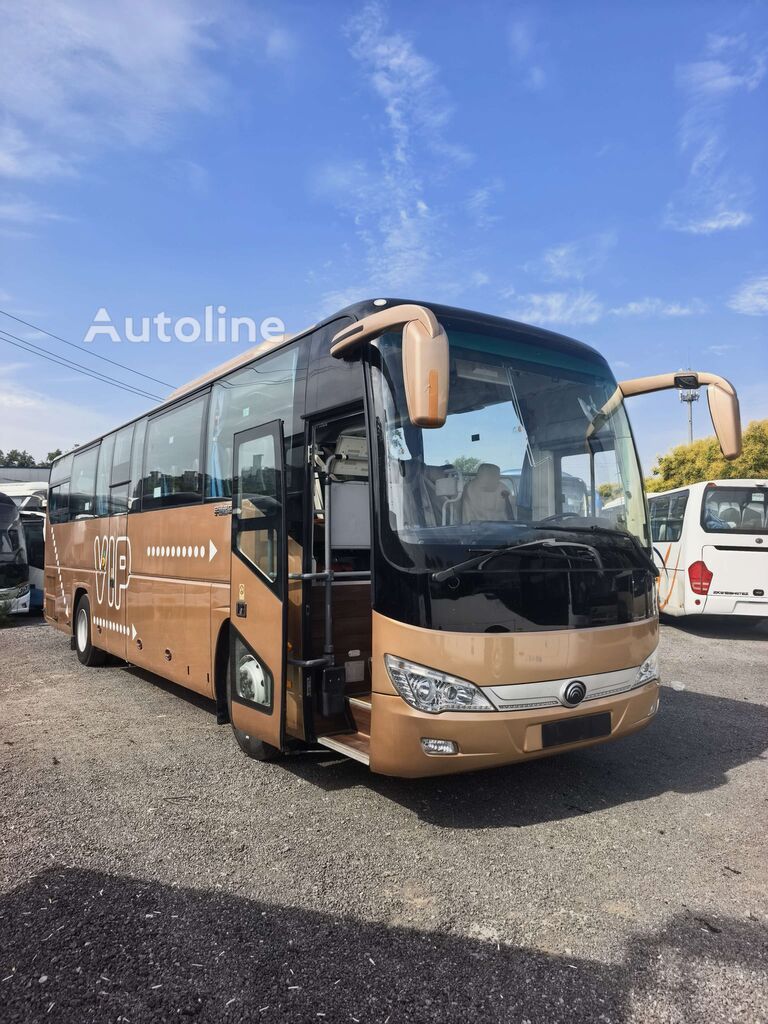 Yutong ZK6119 turistički autobus