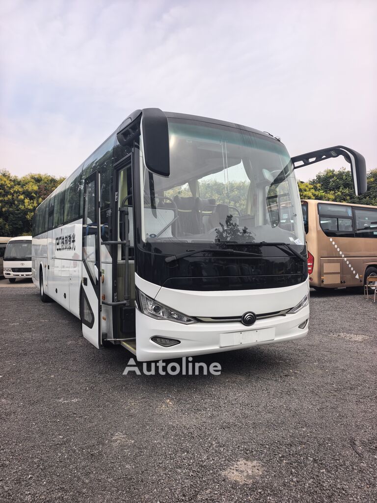Yutong ZK 6127 turistički autobus