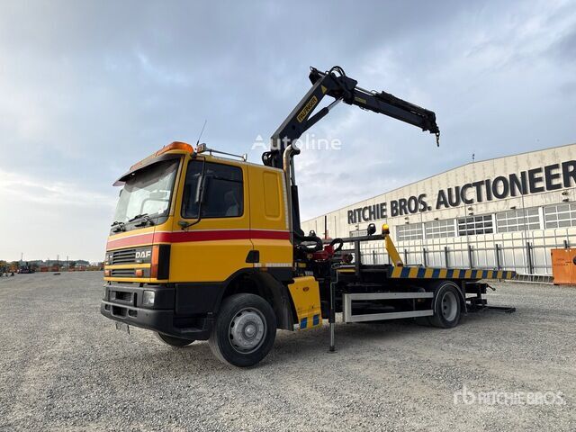 Prodaje se DAF 65 ATI 180 šlep auto na aukciji