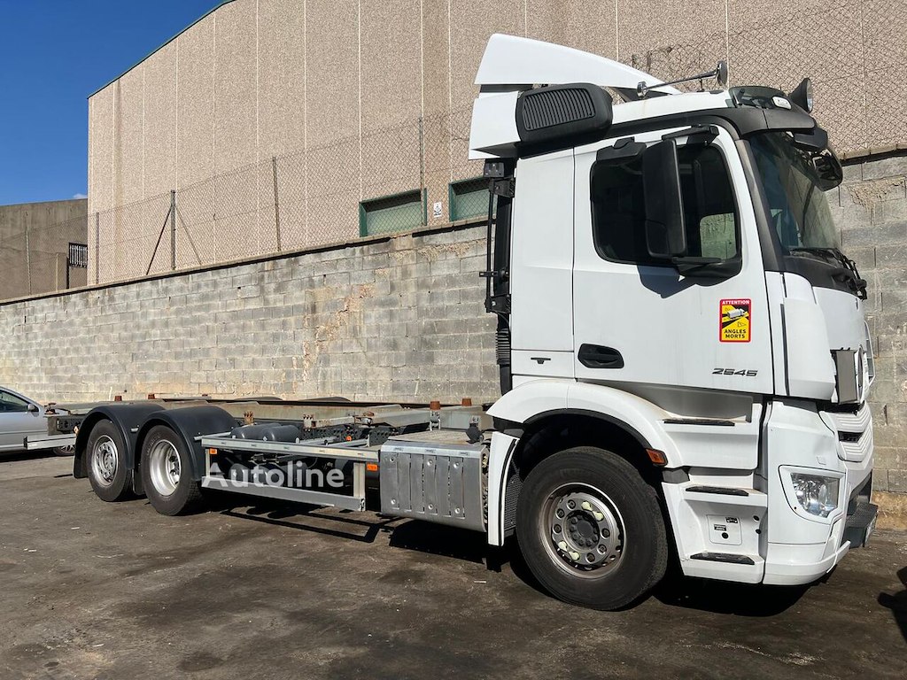 Mercedes-Benz Antos 2545 vozilo za prevoz kontejnera
