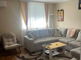 55m² 52.000€
Knić, Centar, Vojvode Stevana Knićanina