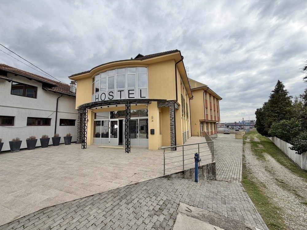 Na prodaju hotel u srcu Preljine
1.290.000 €