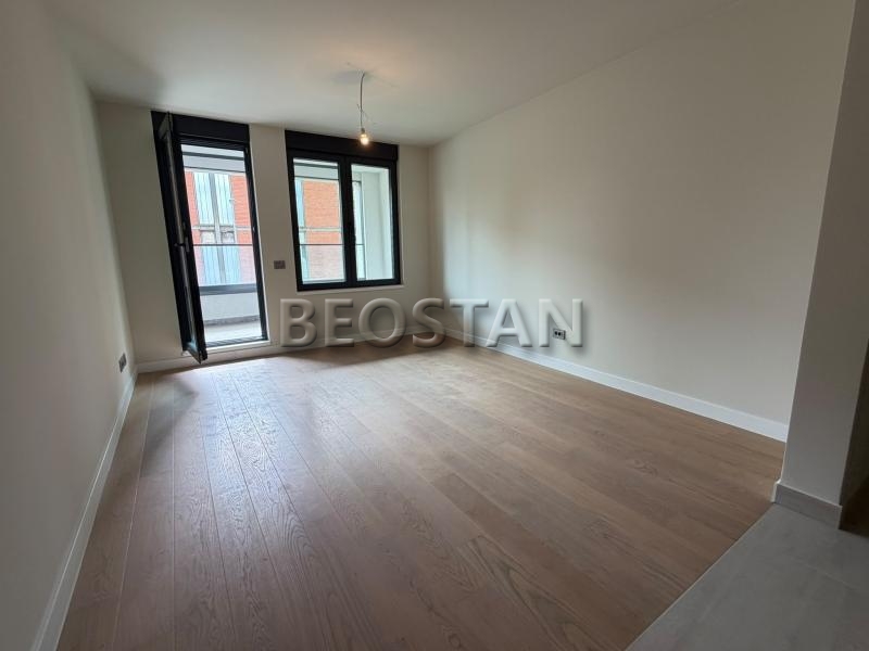 Novi Beograd - Airport Garden #69086
700 €