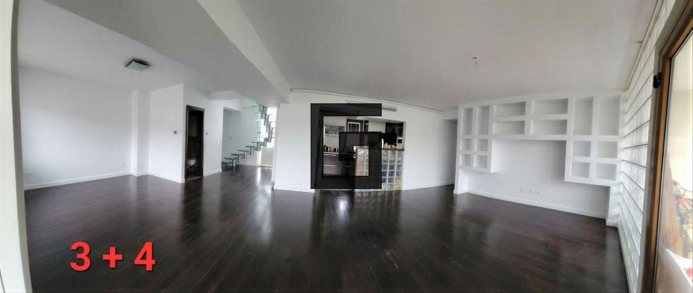 Dupleks stan 155 m²-Zemun ID#3245
531.000 €