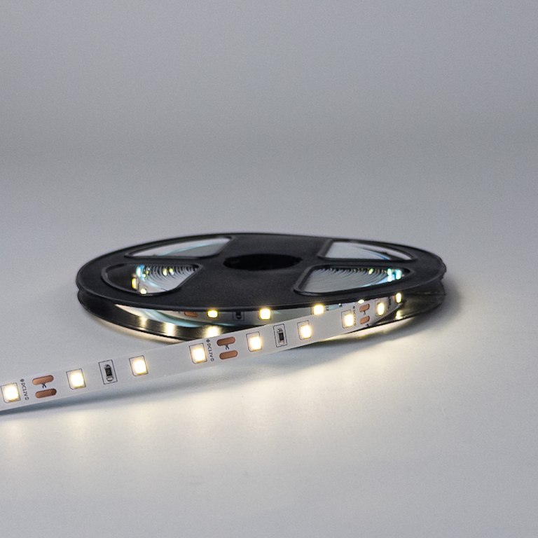 LED traka 3528 4000K neutralna bela za vitrine, model A, 12V 4,8W