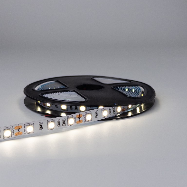 LED traka 5050 4000K neutralna bela na 12V, 10W po metru, IP20