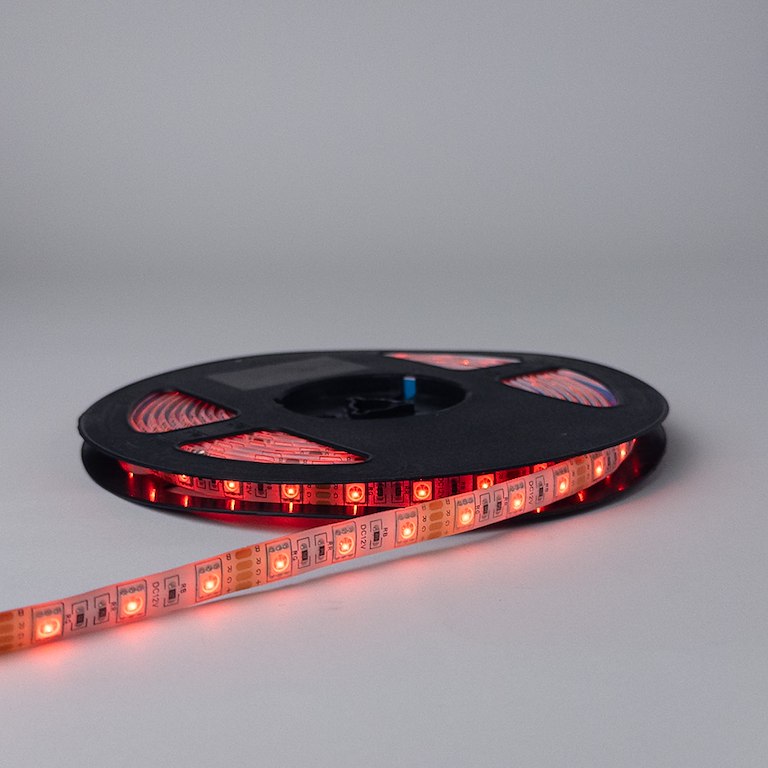 RGB LED traka 5050 IP44 sa 60 dioda i 14,4W po metru, 12V