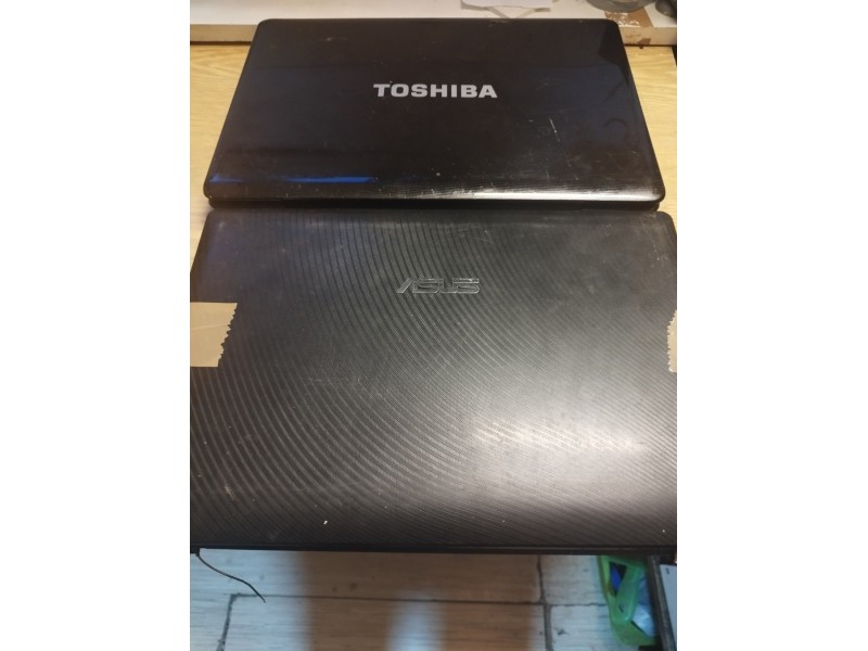 laptop za delove