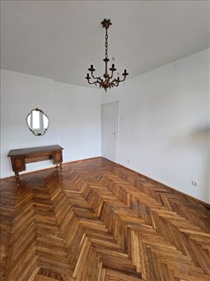 Stari grad, Dorćol, odlična prilika, uknjižen