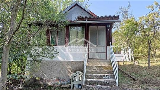 Barajevo - Vranić, 114m2 + 37ari ID#25864