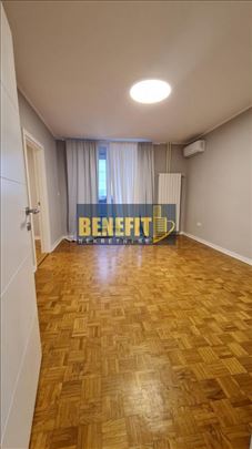 Novi Beograd, Pp, 4.0, 82m2