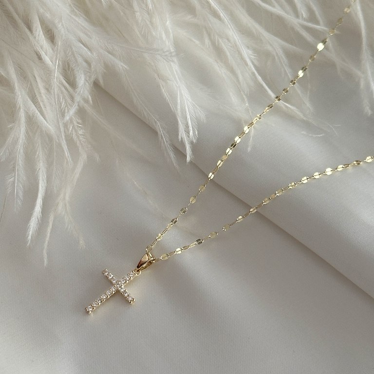 Ogrlica sa krstićem sa cirkonima, žuto zlato