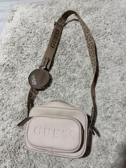 Guess torbica