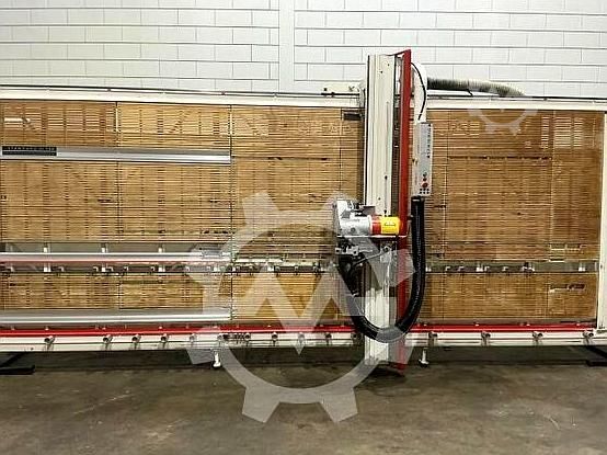 Vertikalna testera panela
Striebig Standard III TRK 6220 A