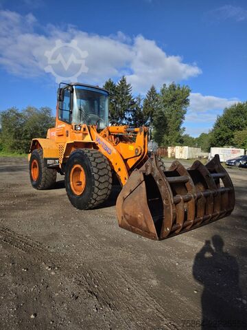 Utovarivač na točkovima
FIAT HITACHI W130